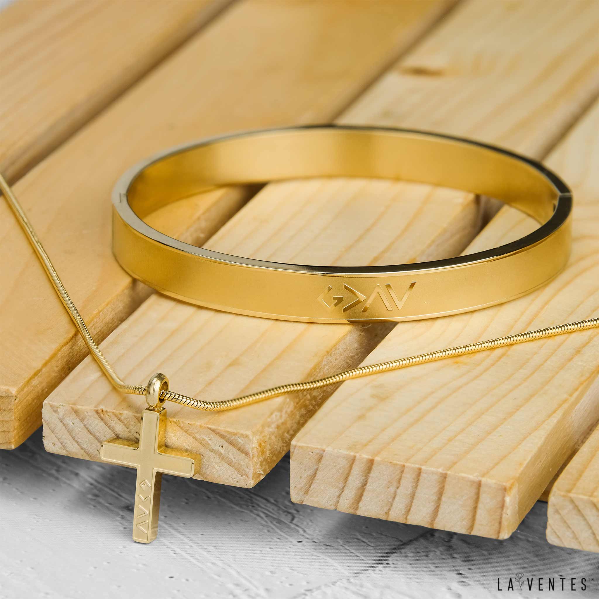 God is Greater Vertical Bangle – La Ventes